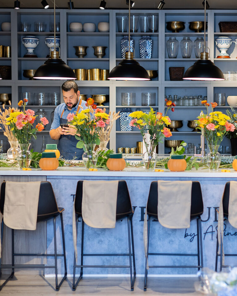 Gal Pal Fun Day:Creating Beautiful Flower Arrangements - Life of Alley